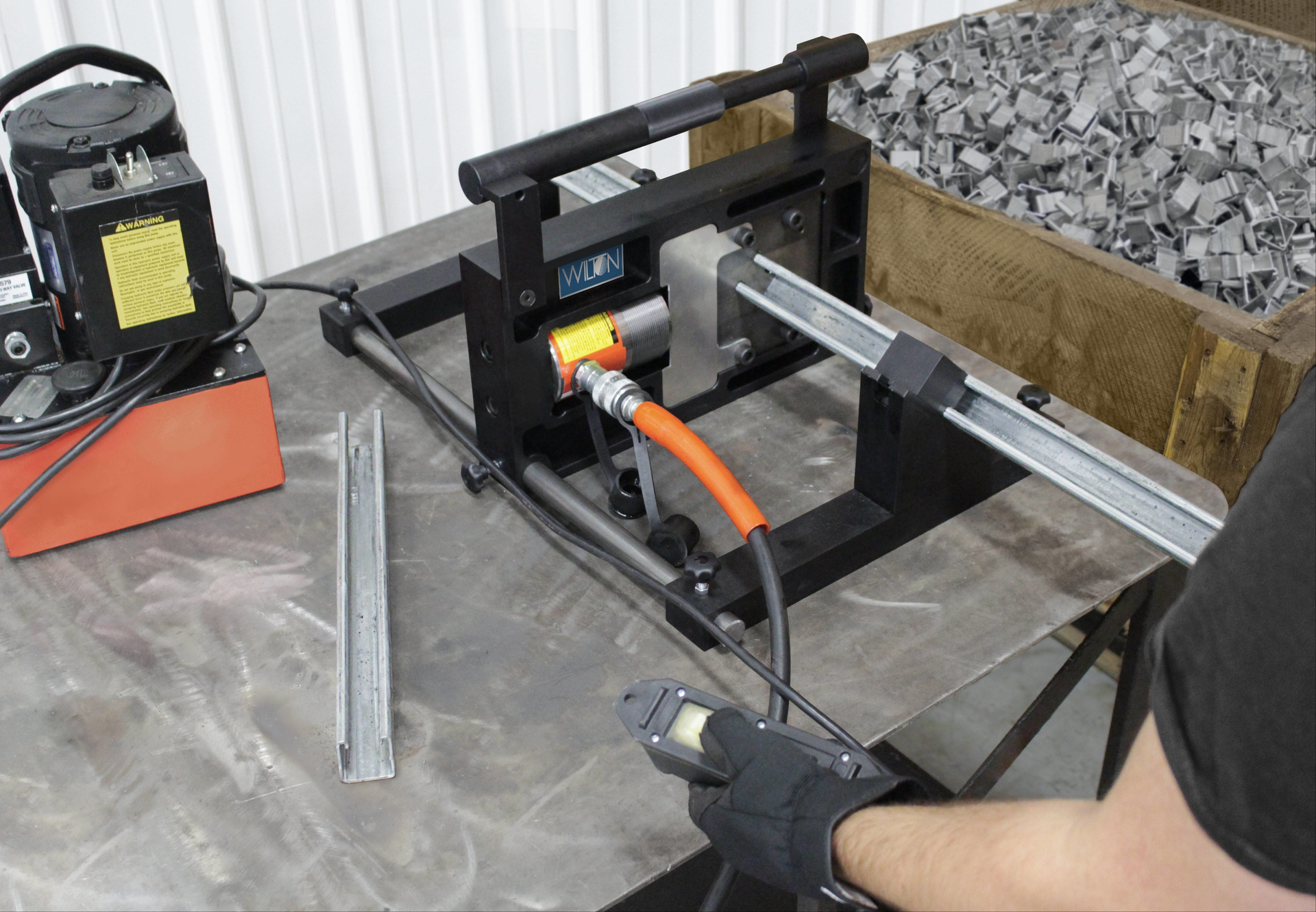 HVACR Product Gallery: Wilton, NAVAC, Twin City Fan, Ruskin, Johnson ...